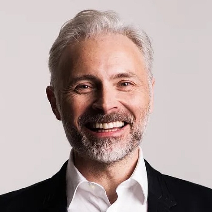 Mark Bonnar - Sue Terry Voices