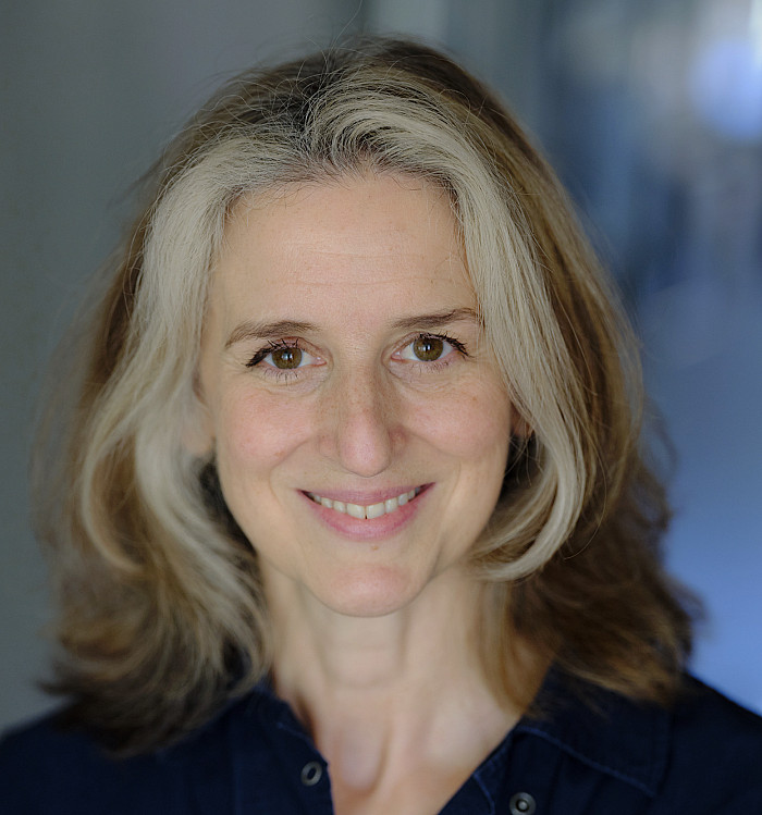 Abigail Thaw - Sue Terry Voices