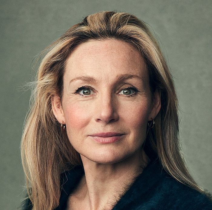 Nancy Carroll Atriz Britanica STAGE TUBE: Danielle Hope Talks Oz,