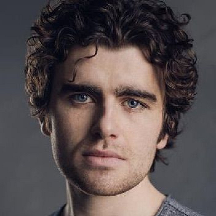 Charlie Kelly - Sue Terry Voices