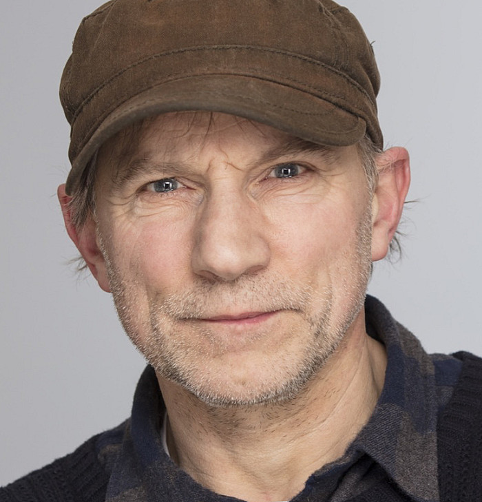 Simon McBurney - Sue Terry Voices