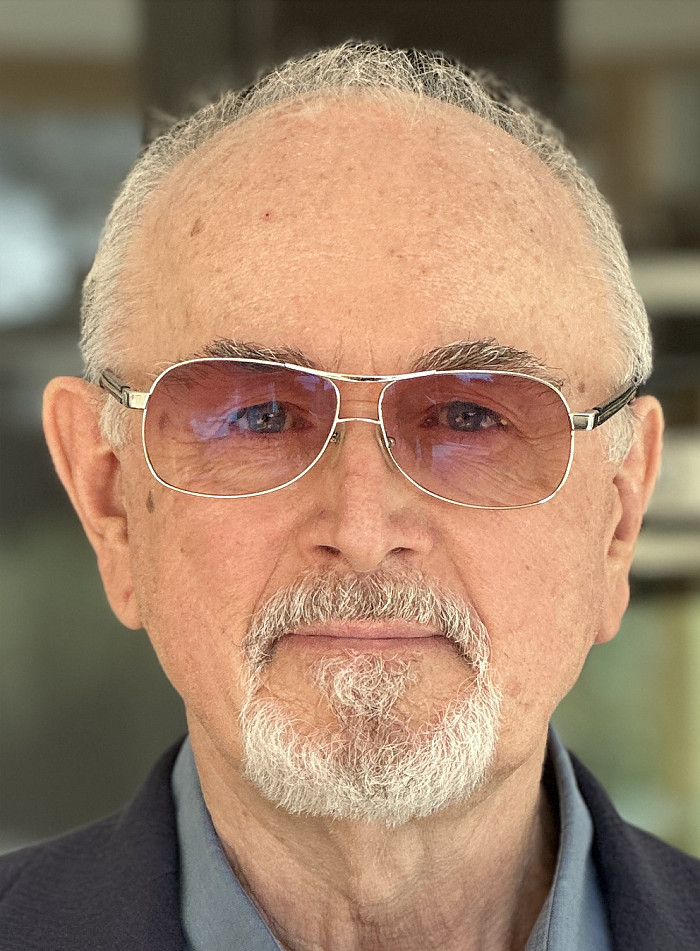 Peter Egan - Sue Terry Voices