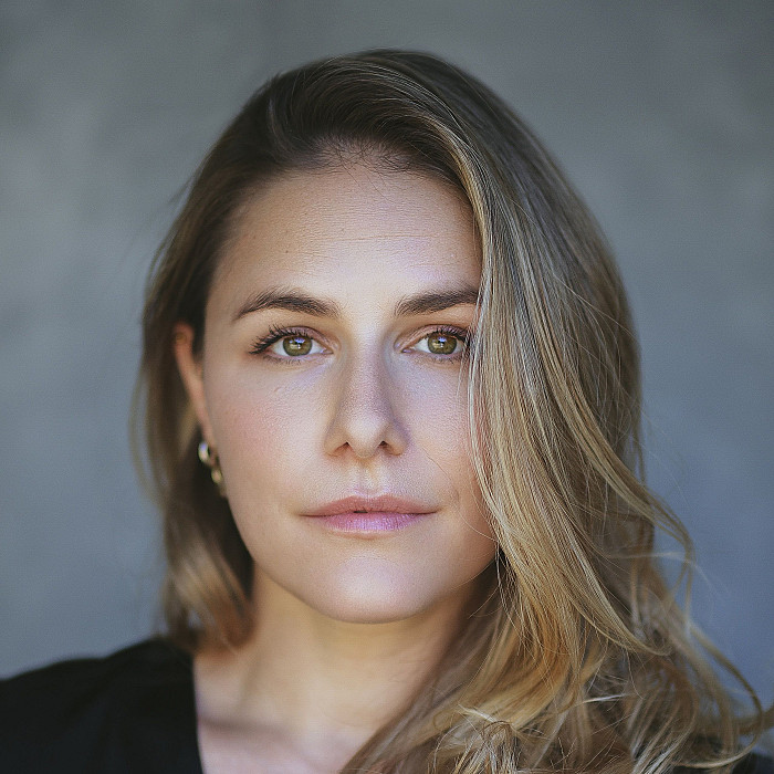 Alix Wilton Regan - Sue Terry Voices